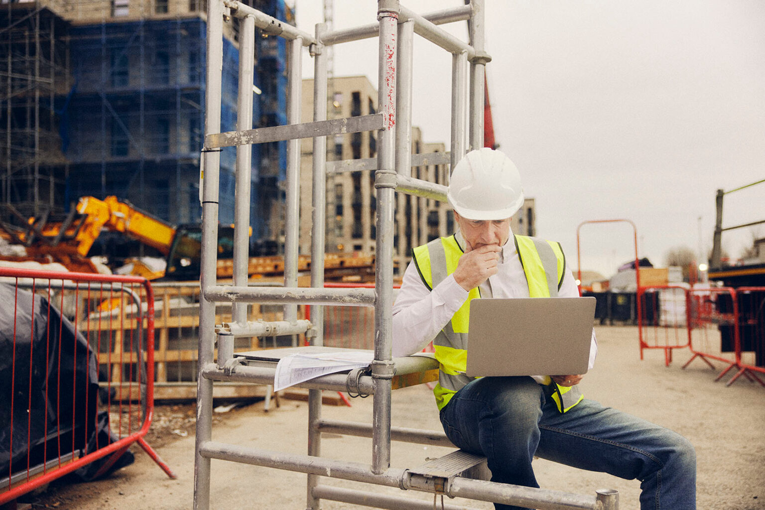 How the right tech can help you manage outgoing cash | Sage Advice US