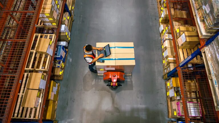 Approvisionnement et sa gestion : définition et guide | Sage Advice France